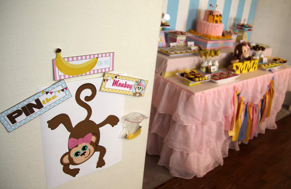 monkey girl Birthday Party Ideas | Photo 1 of 51 | Catch My Party