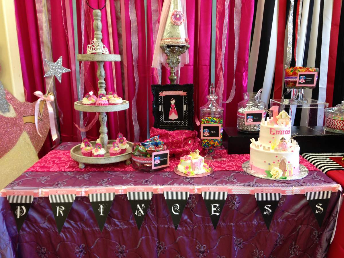 Pirates and Princess Birthday Party Ideas | Photo 16 of 18 | Catch My Party