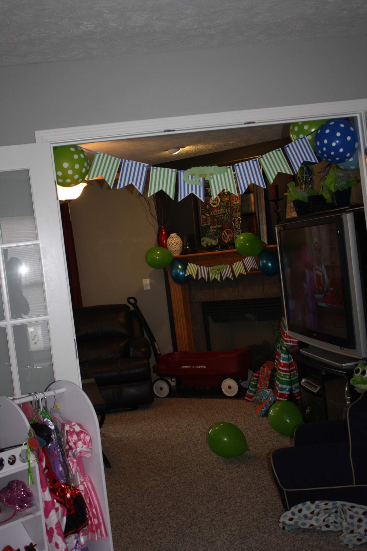 Alligators Birthday Party Ideas | Photo 1 of 12 | Catch My Party