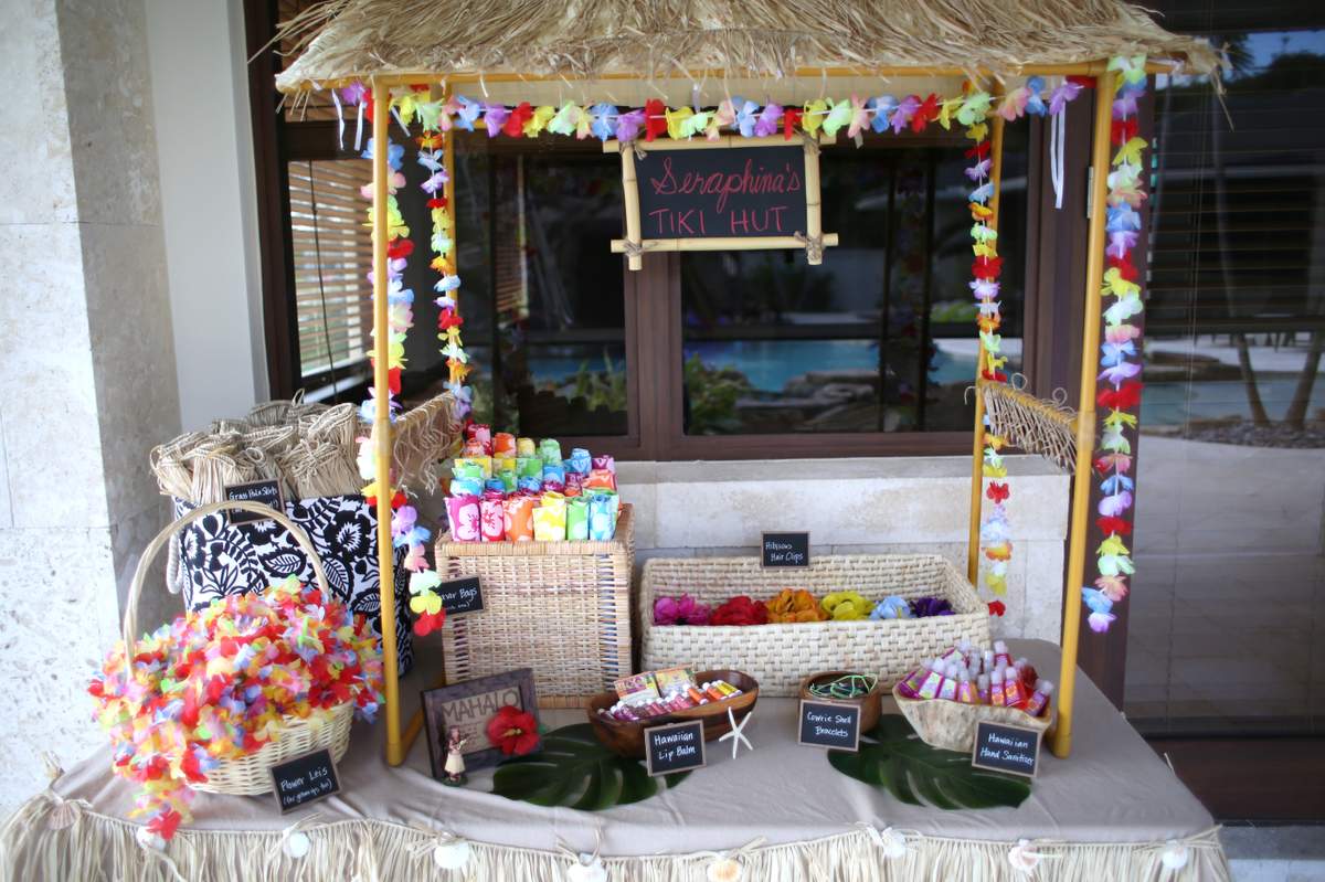 Hula Girl Birthday Party Ideas | Photo 4 of 29 | Catch My Party
