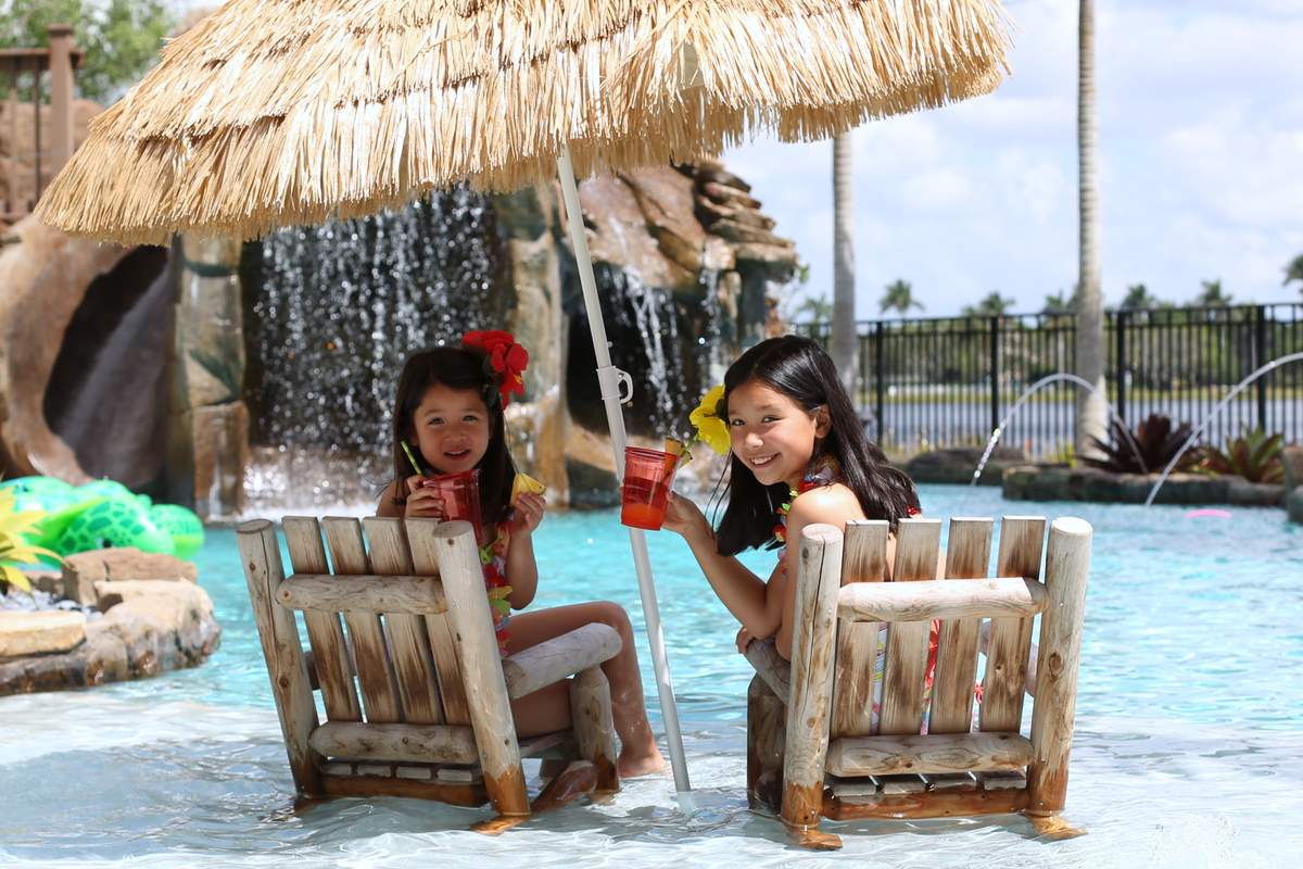 Hula Girl Birthday Party Ideas | Photo 4 of 29 | Catch My Party