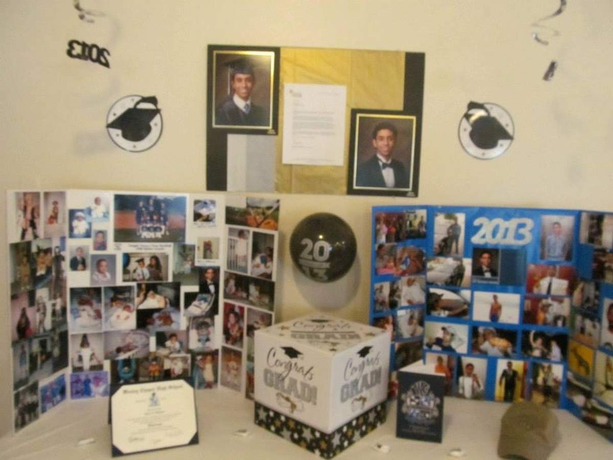 Blue and black Graduation/End of School Party Ideas | Photo 3 of 11 ...