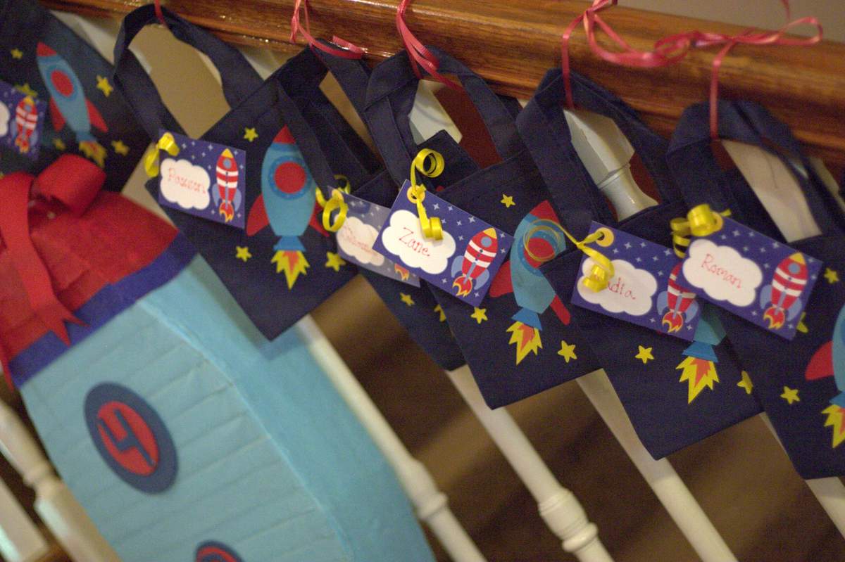 Rockets Birthday Party Ideas | Photo 1 of 33 | Catch My Party