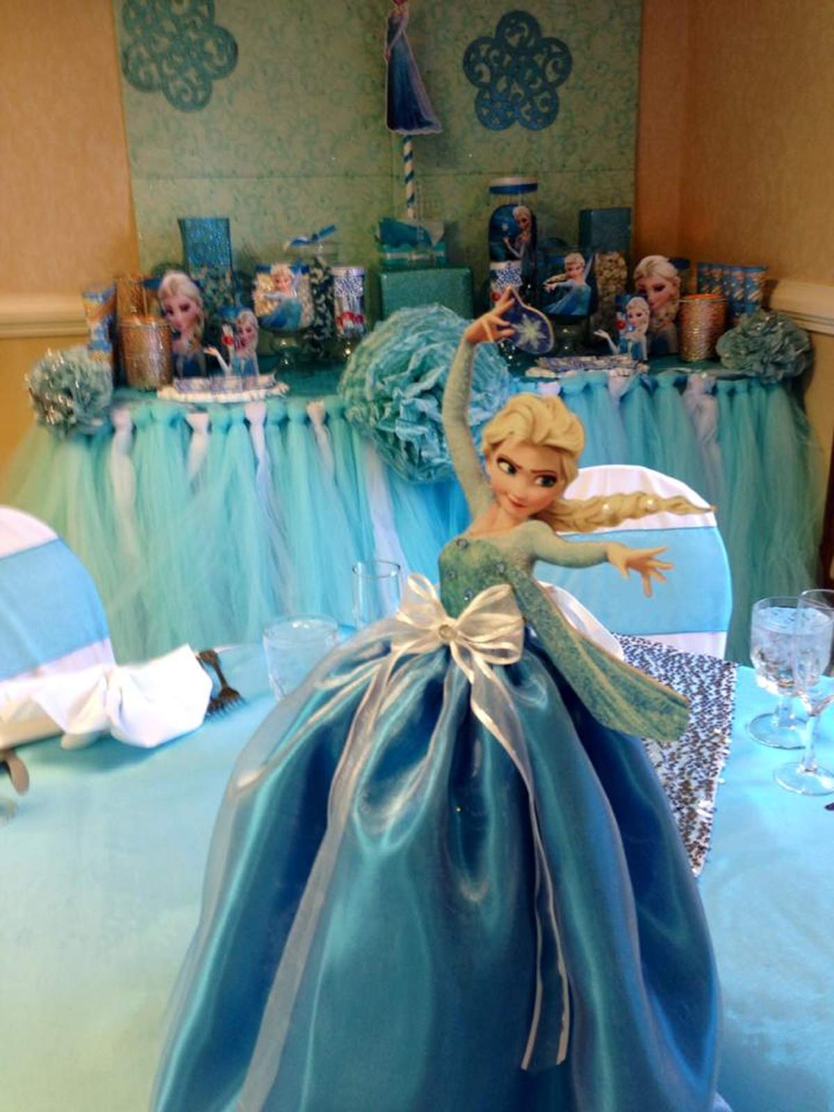 Frozen / First Communion "First Communion Frozen" | Catch My Party