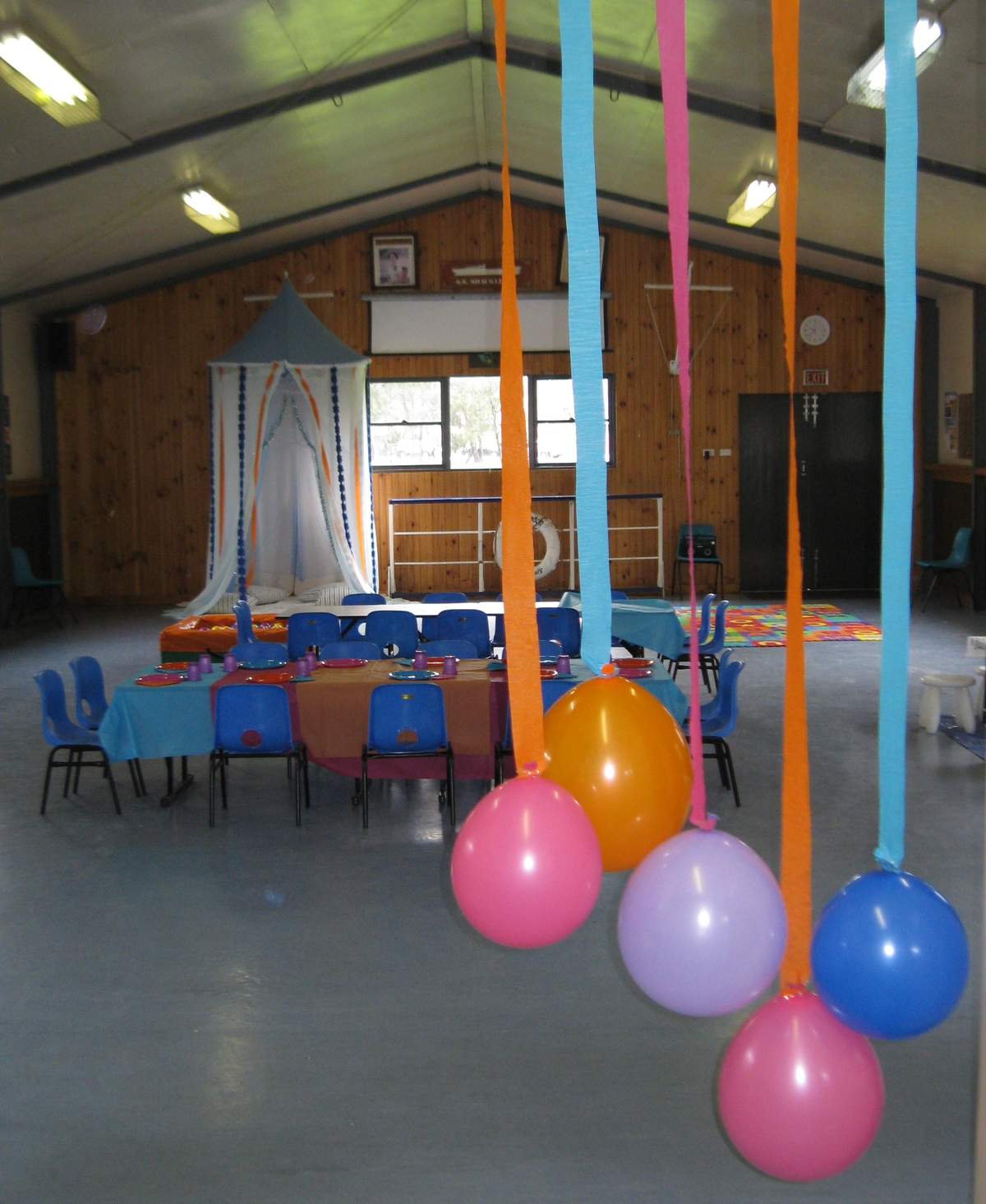 Giggle and Hoot Pyjama Party Birthday Party Ideas | Photo 1 of 12 ...