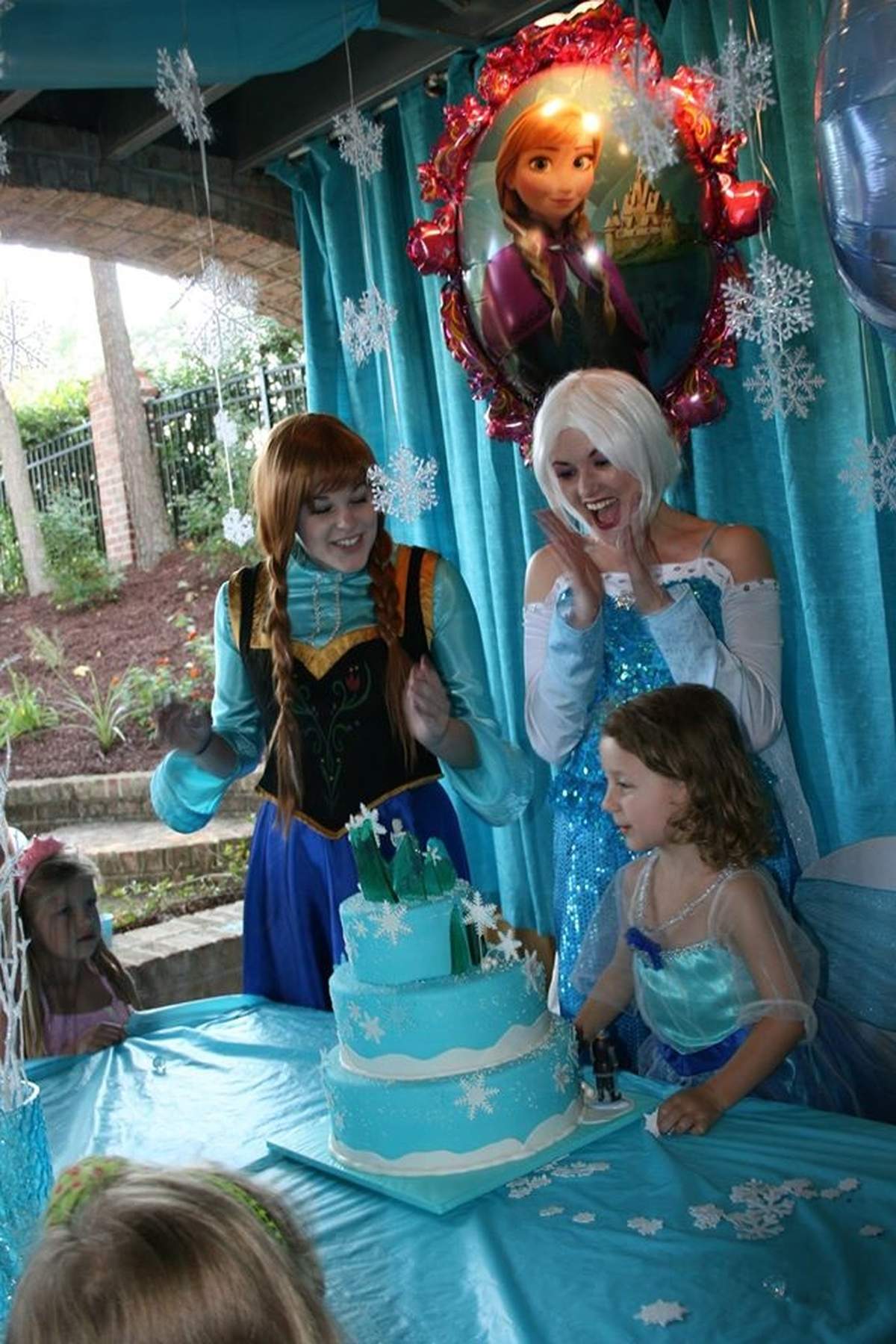 Disney Frozen Birthday Party Ideas | Photo 4 of 17 | Catch My Party