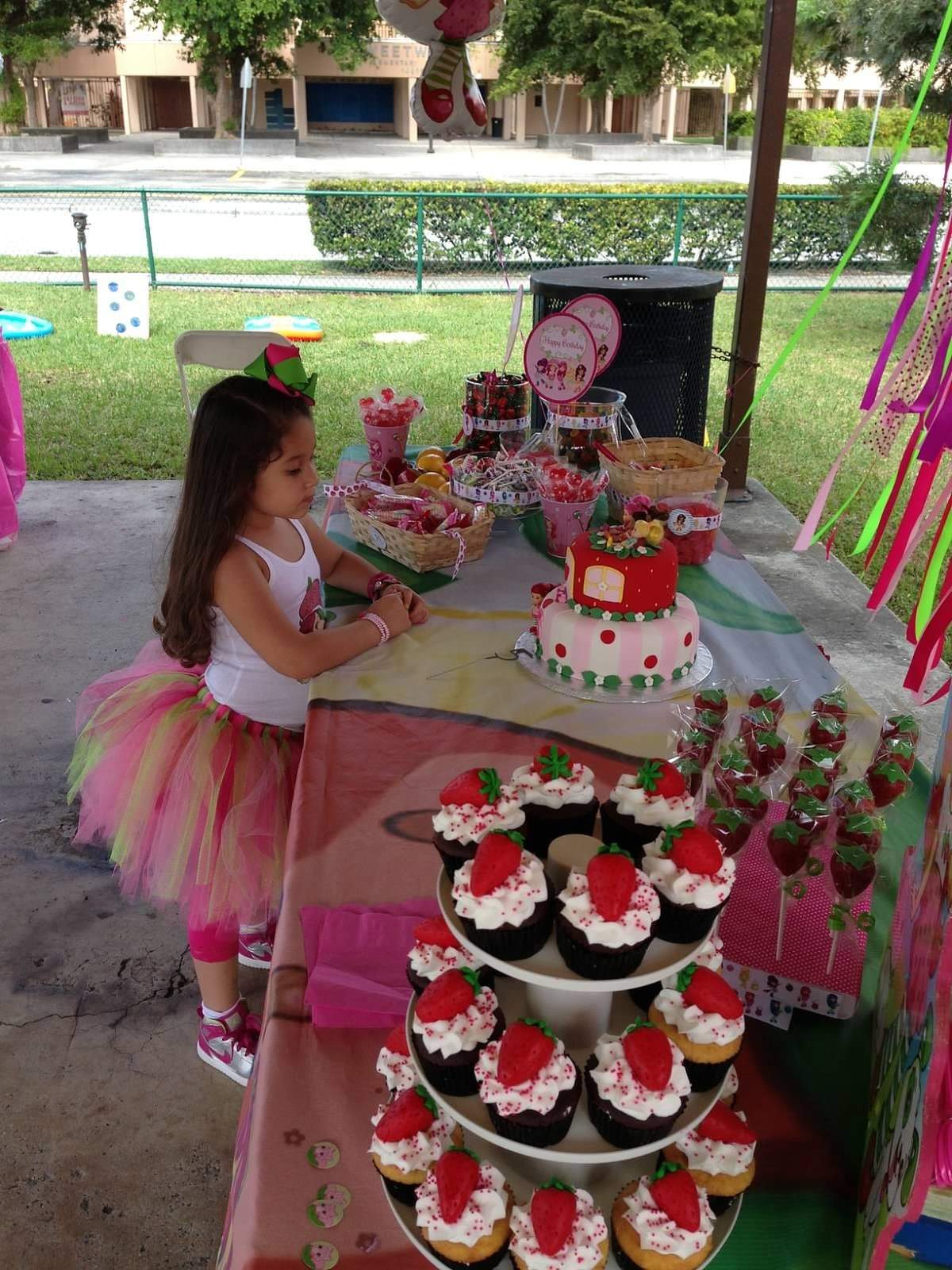 Strawberry Shortcake Birthday Party Ideas | Photo 17 of 17 | Catch My Party