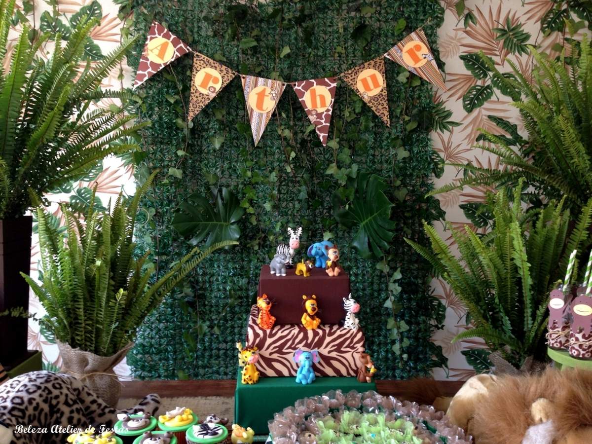 Safari Birthday Party Ideas | Photo 1 of 67 | Catch My Party
