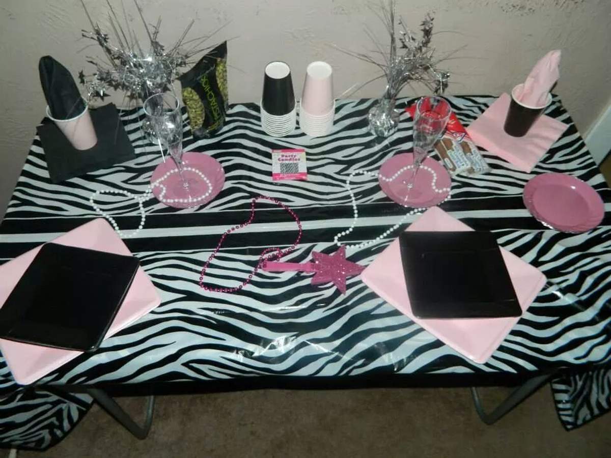 Pink and Black Birthday Party Ideas | Photo 2 of 17 | Catch My Party