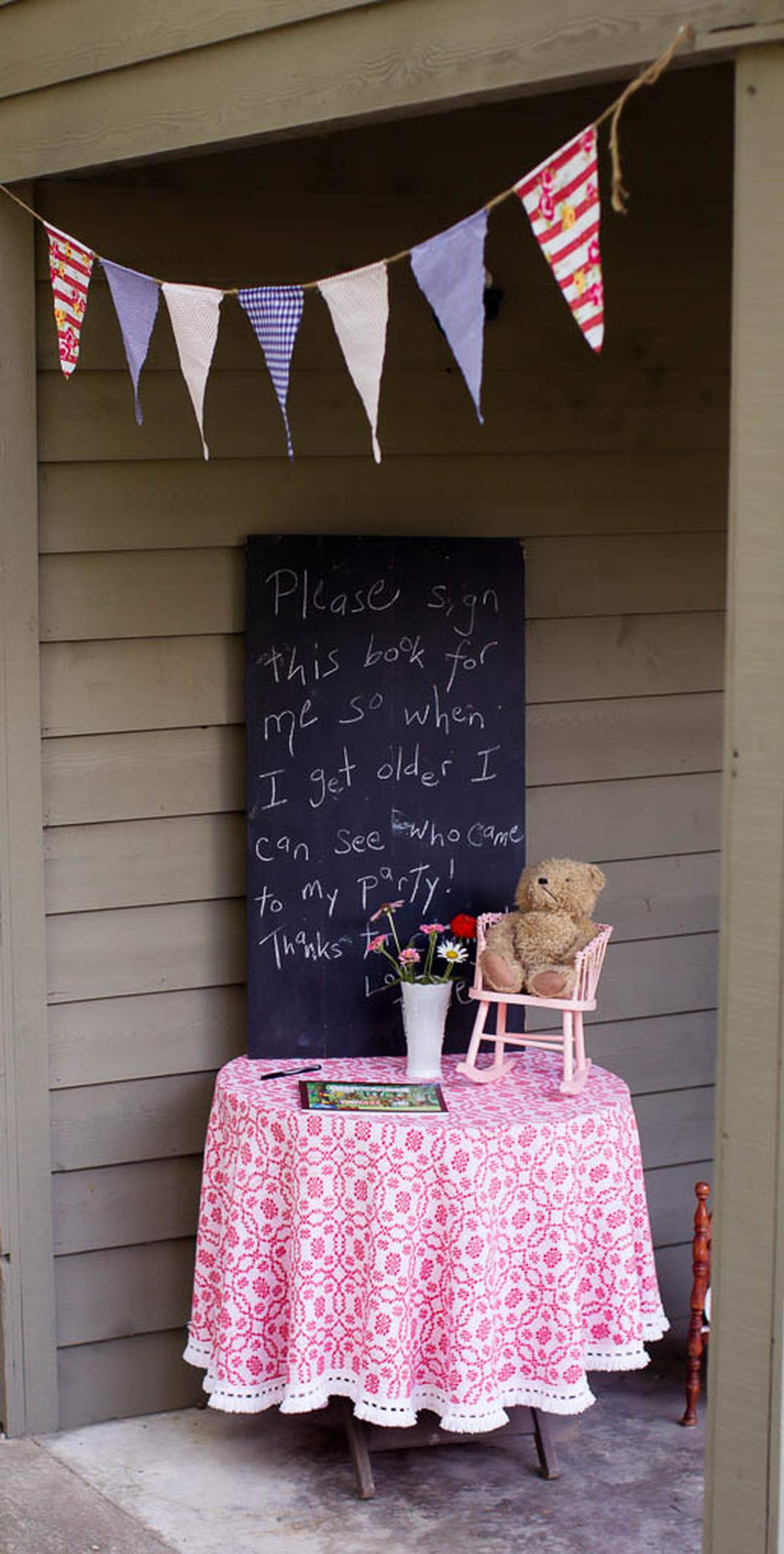 Vintage Picnic Birthday Party Ideas | Photo 3 of 28 | Catch My Party