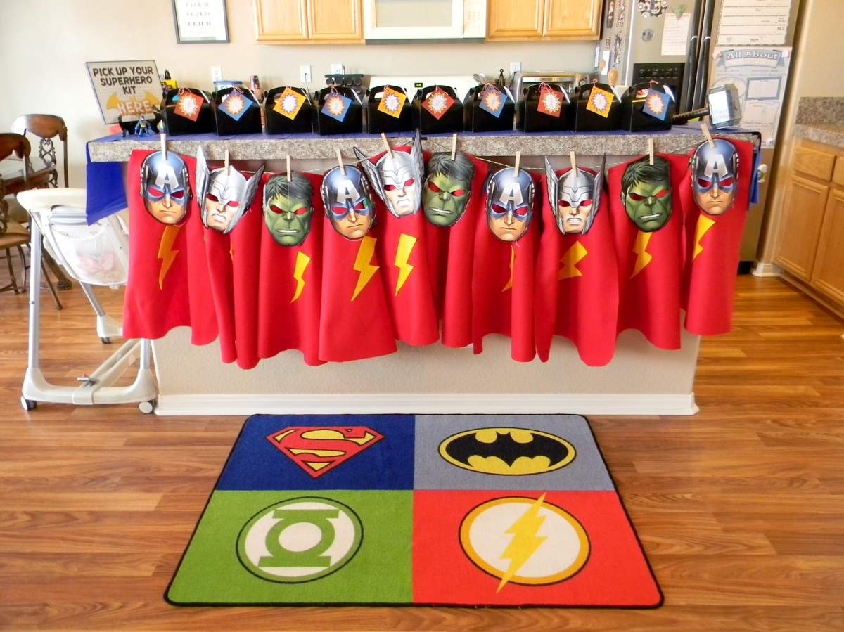 Superheroes / Birthday "Coleton's Superhero Party" | Catch My Party