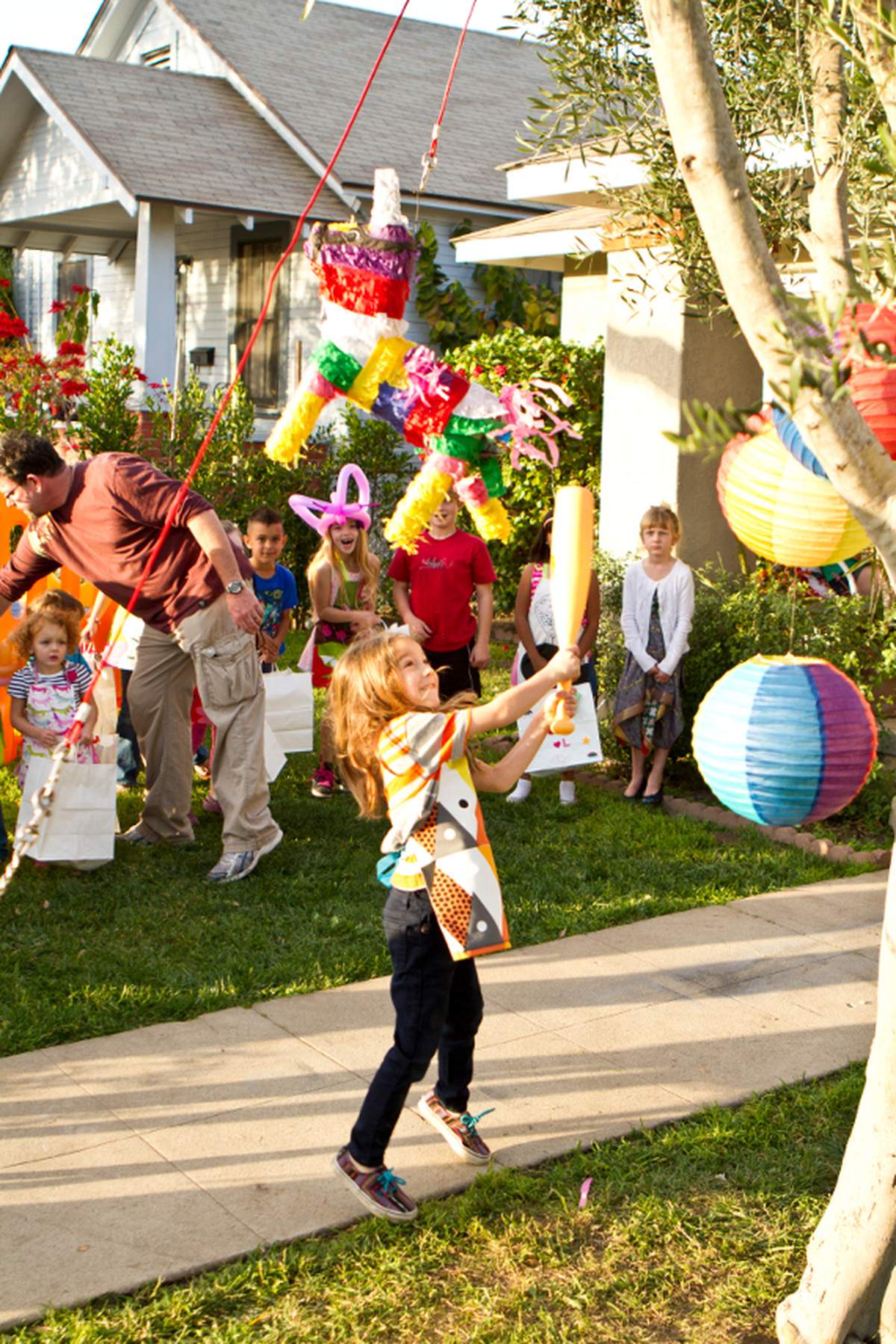 Arts & Crafts Birthday Party Ideas | Photo 4 of 38 | Catch My Party