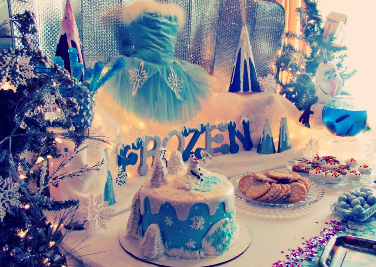 Frozen Party Birthday Party Ideas | Photo 20 of 24 | Catch My Party
