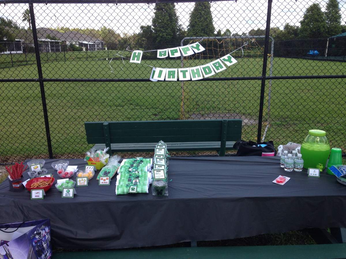 Minecraft Birthday Party Party Ideas | Photo 10 of 14 | Catch My Party