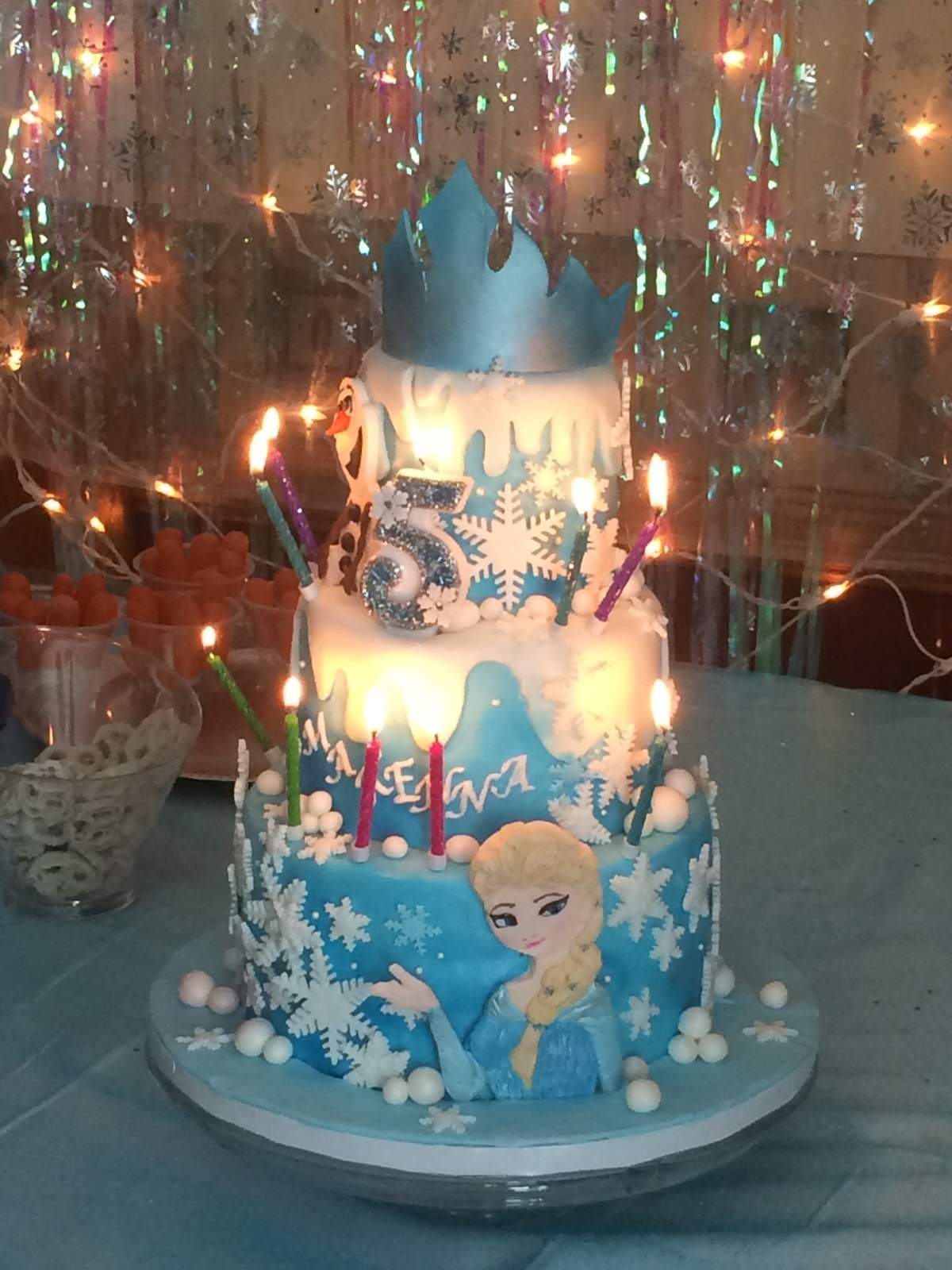 Frozen (Disney) Birthday Party Ideas | Photo 4 of 26 | Catch My Party