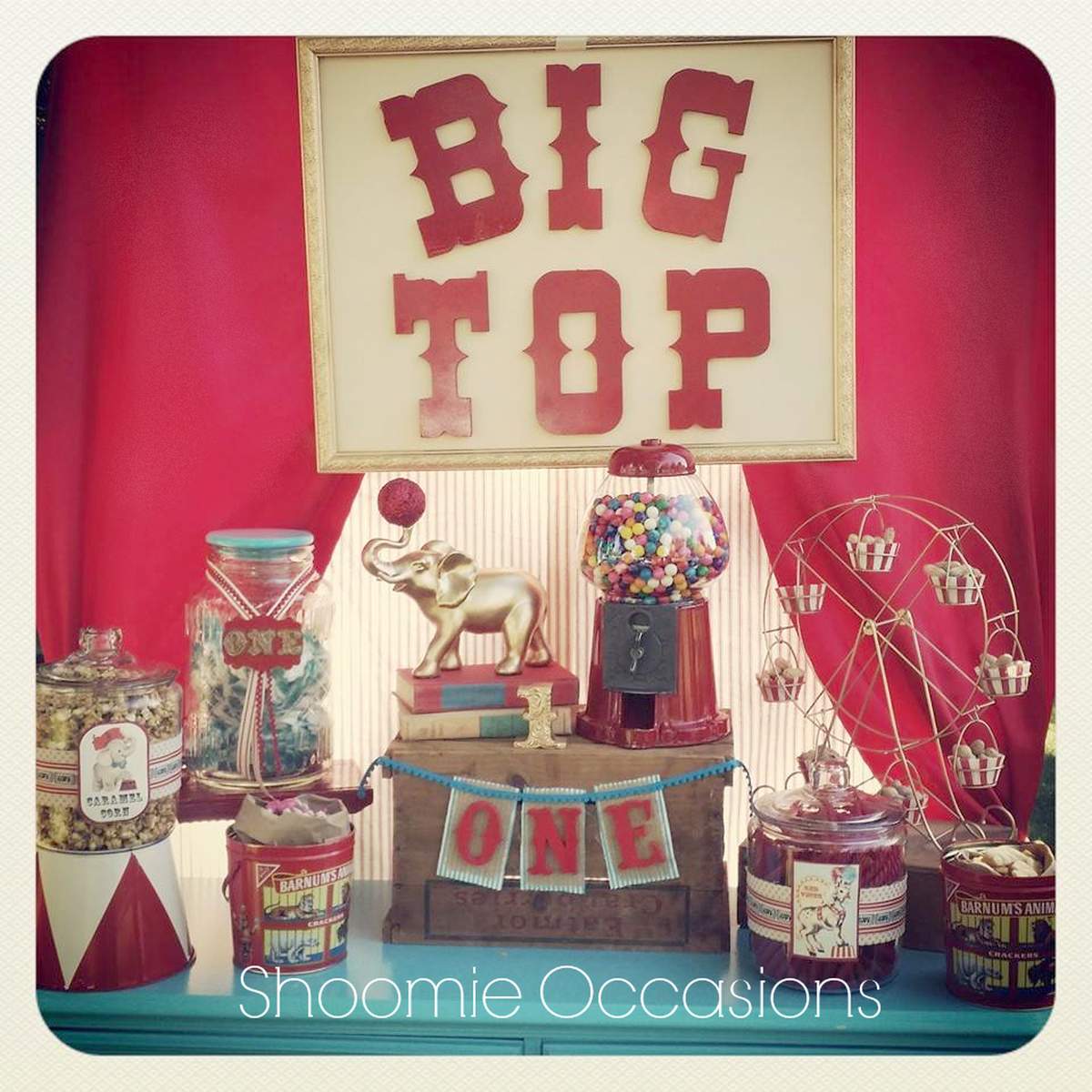 Vintage Circus Birthday Party Ideas | Photo 1 of 30 | Catch My Party