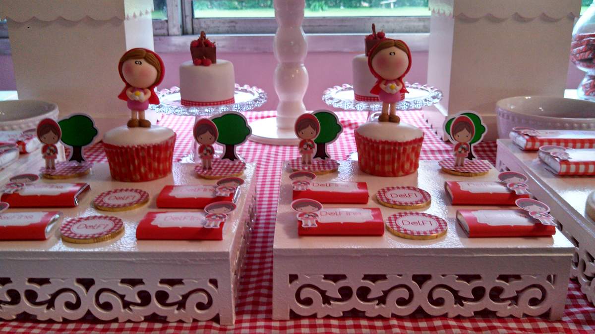 Red riding hood Party Birthday Party Ideas | Photo 1 of 25 | Catch My Party