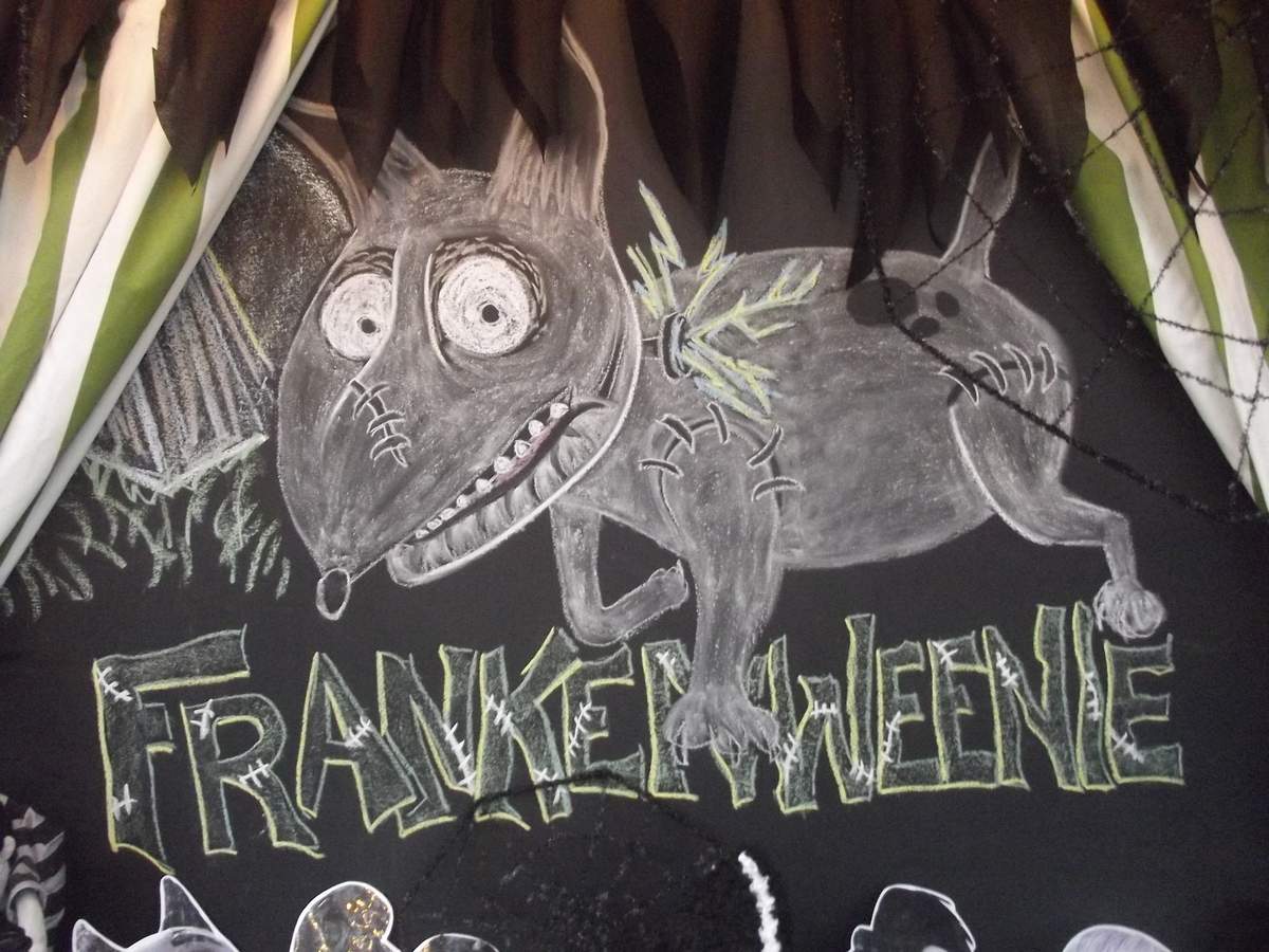 Frankenweenie/Tim Burton Halloween Party Ideas | Photo 1 of 18 | Catch ...