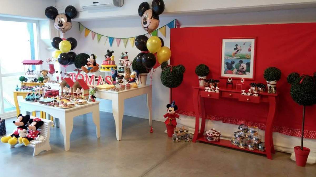 Disneyworld Birthday Party Ideas | Photo 1 of 10 | Catch My Party