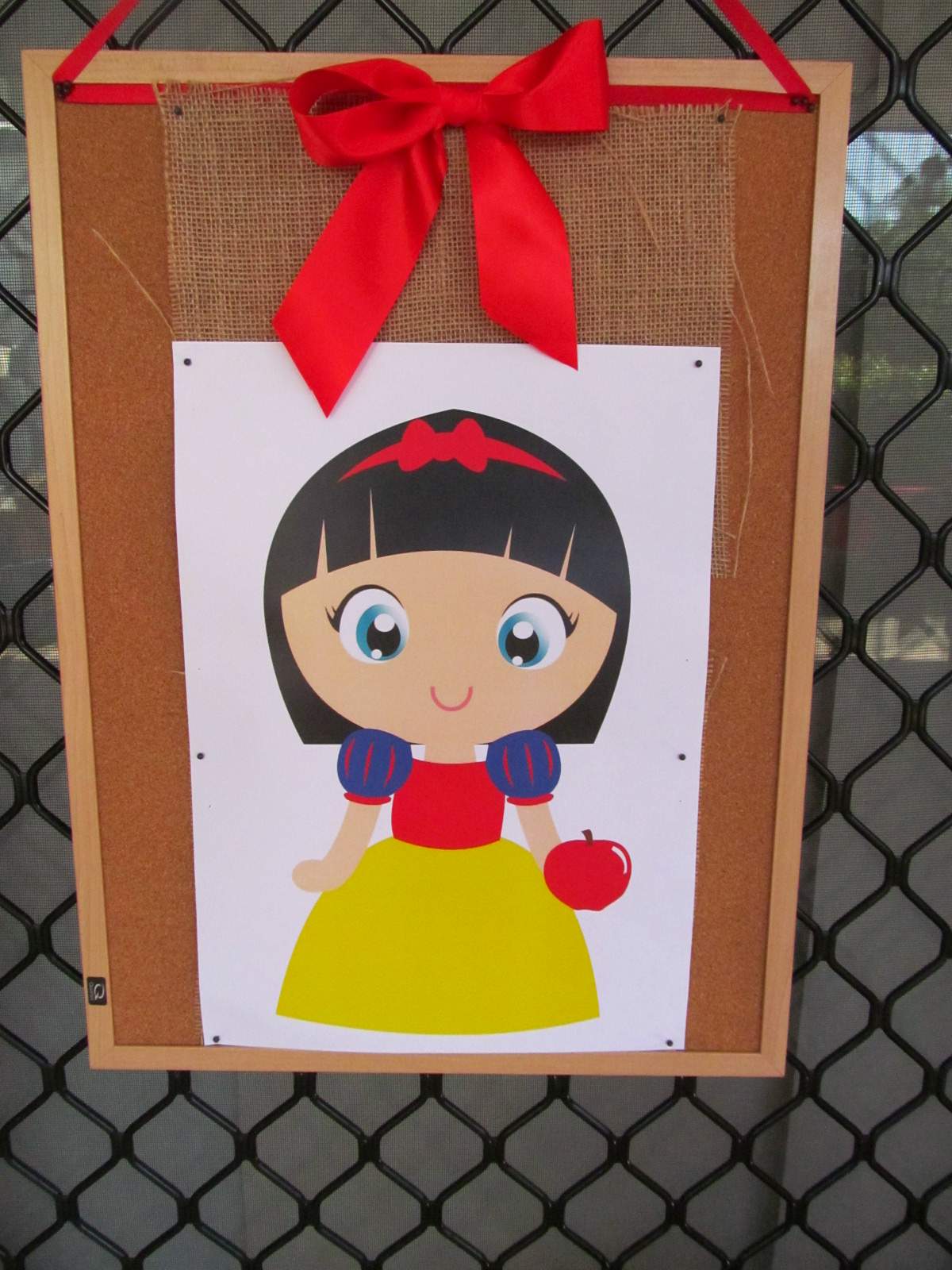 Snow White Birthday Party Ideas | Photo 1 of 45 | Catch My Party