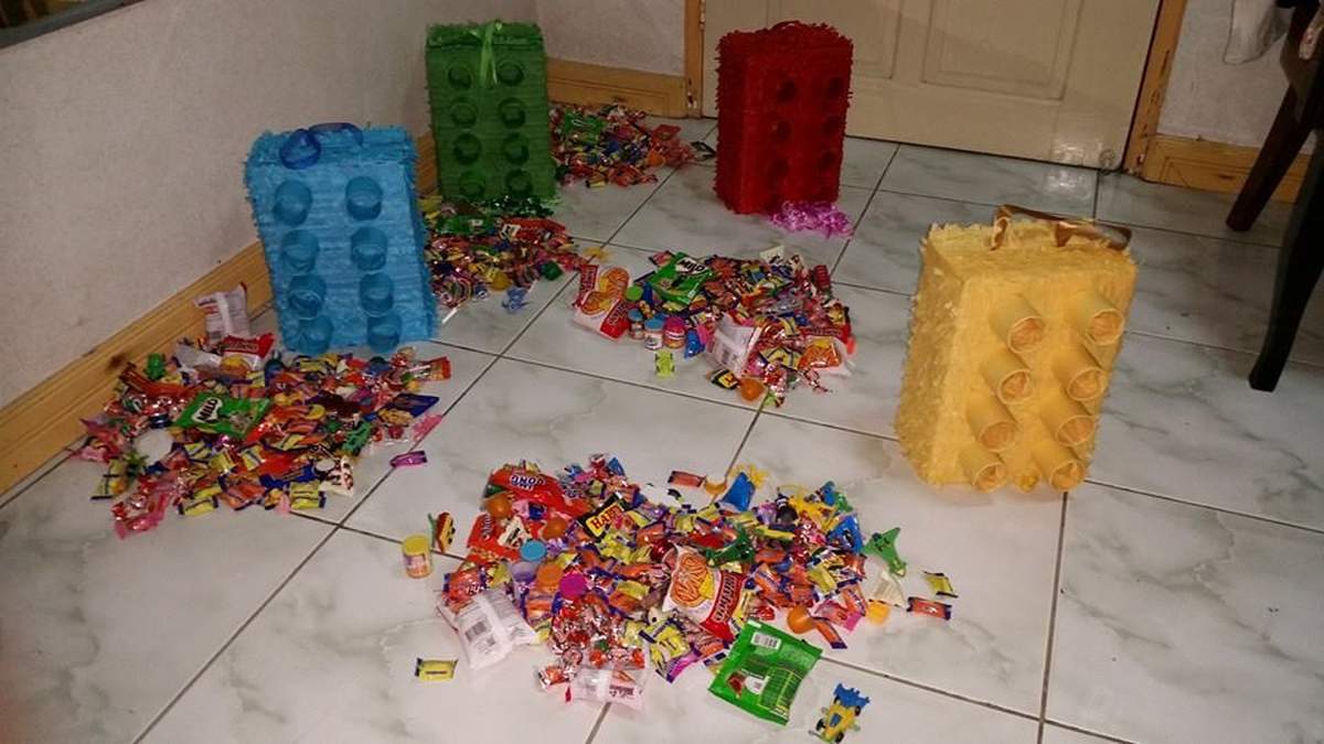 Lego Birthday Party Ideas | Photo 13 of 26 | Catch My Party