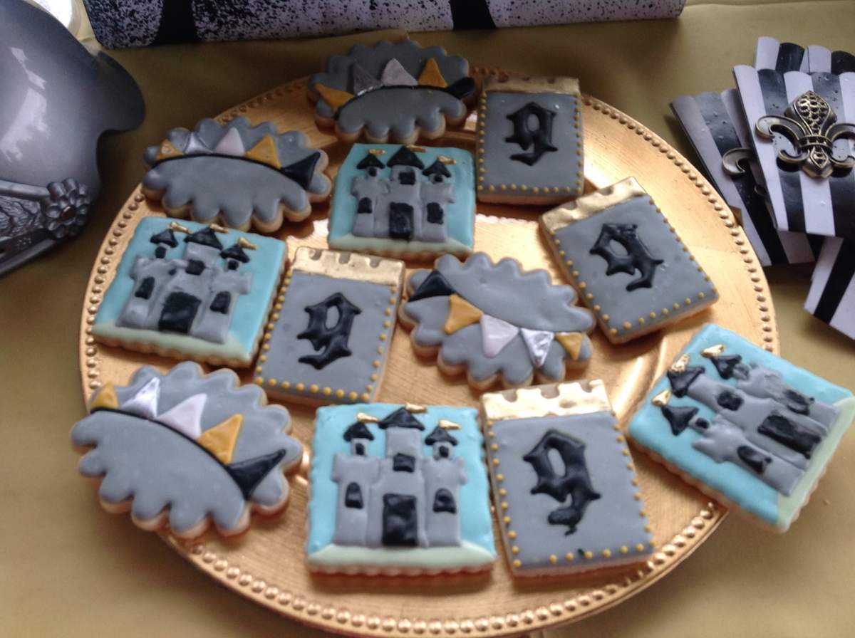 Pink Princess and Silver Knight Birthday Party Ideas | Photo 3 of 15 ...