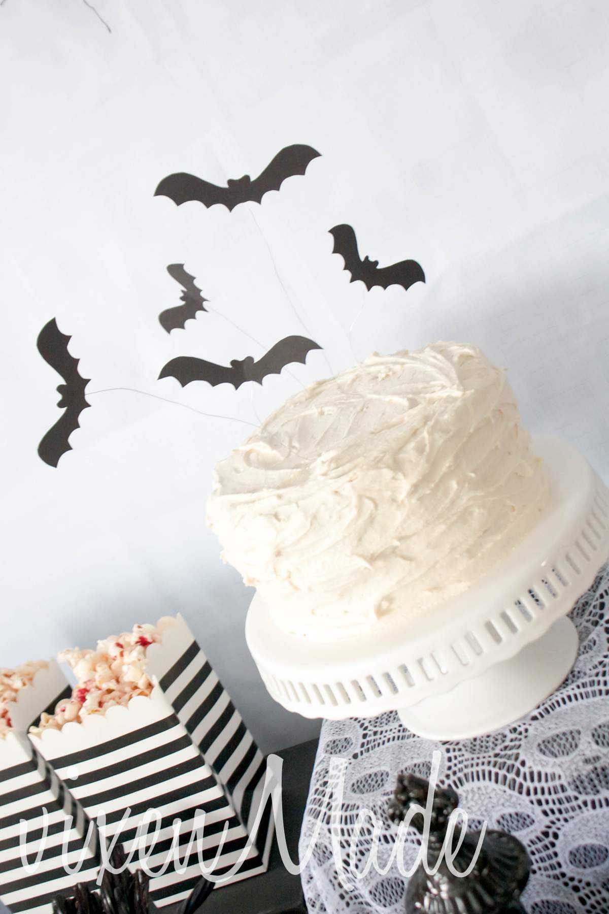 Vampire Halloween Halloween Party Ideas | Photo 6 of 24 | Catch My Party