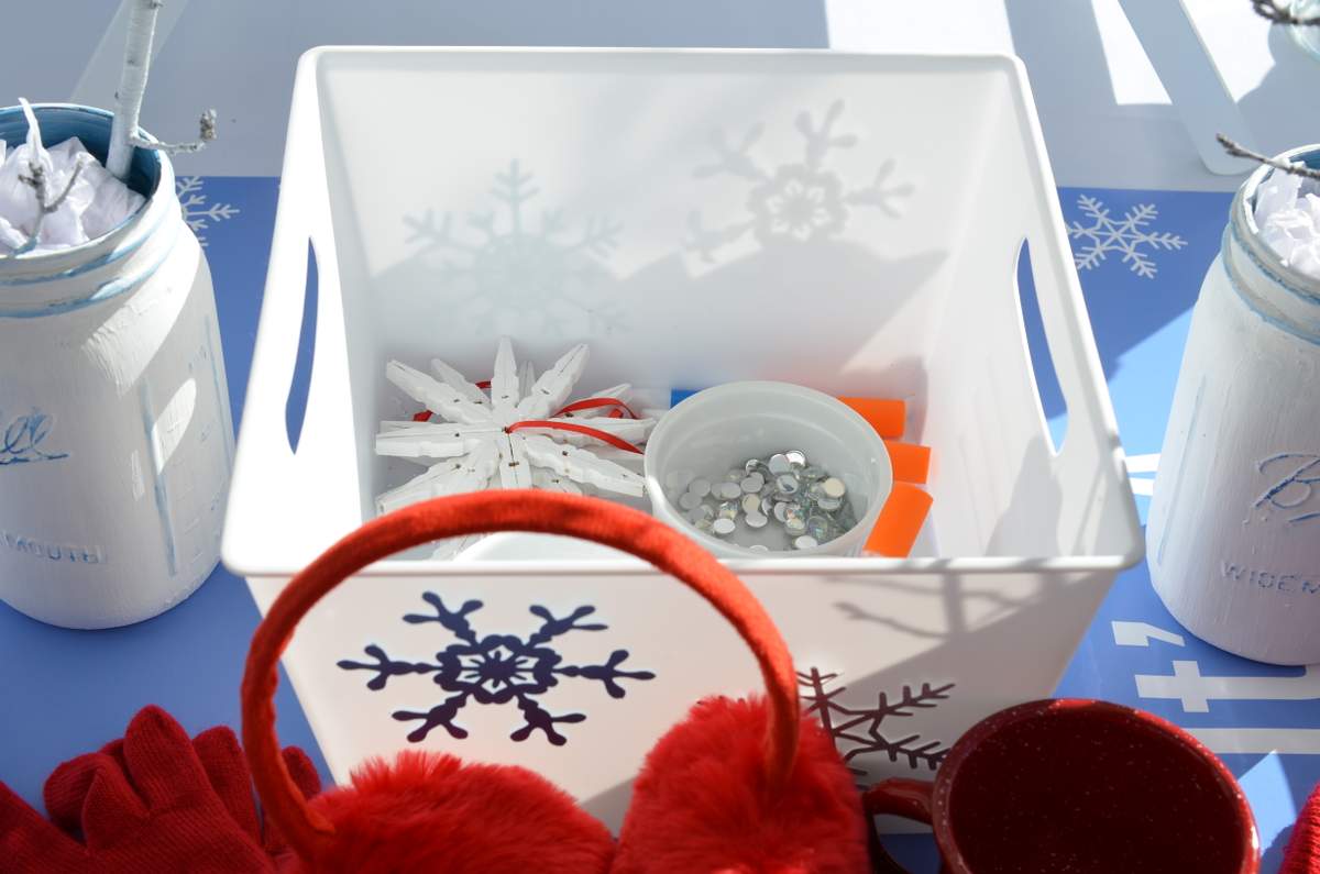 Do You Want To Build A Snowflake Party? Christmas/Holiday Party Ideas ...