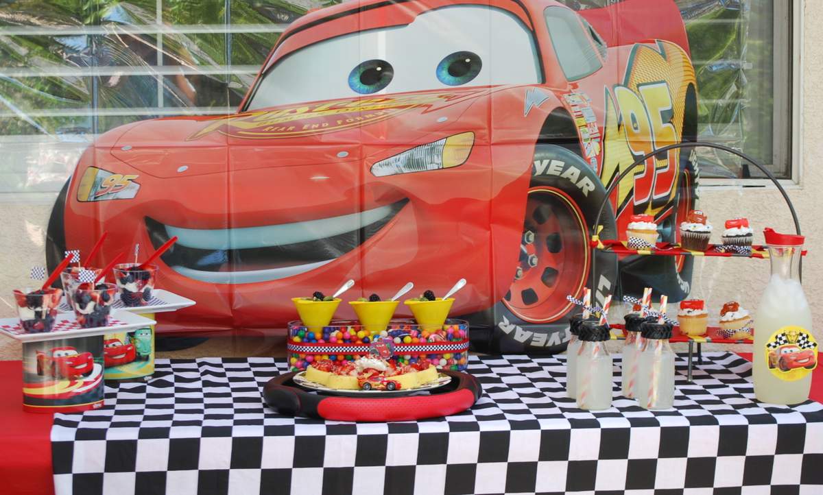 Cars (Disney movie) Movie Night Party Ideas | Photo 5 of 12 | Catch My ...