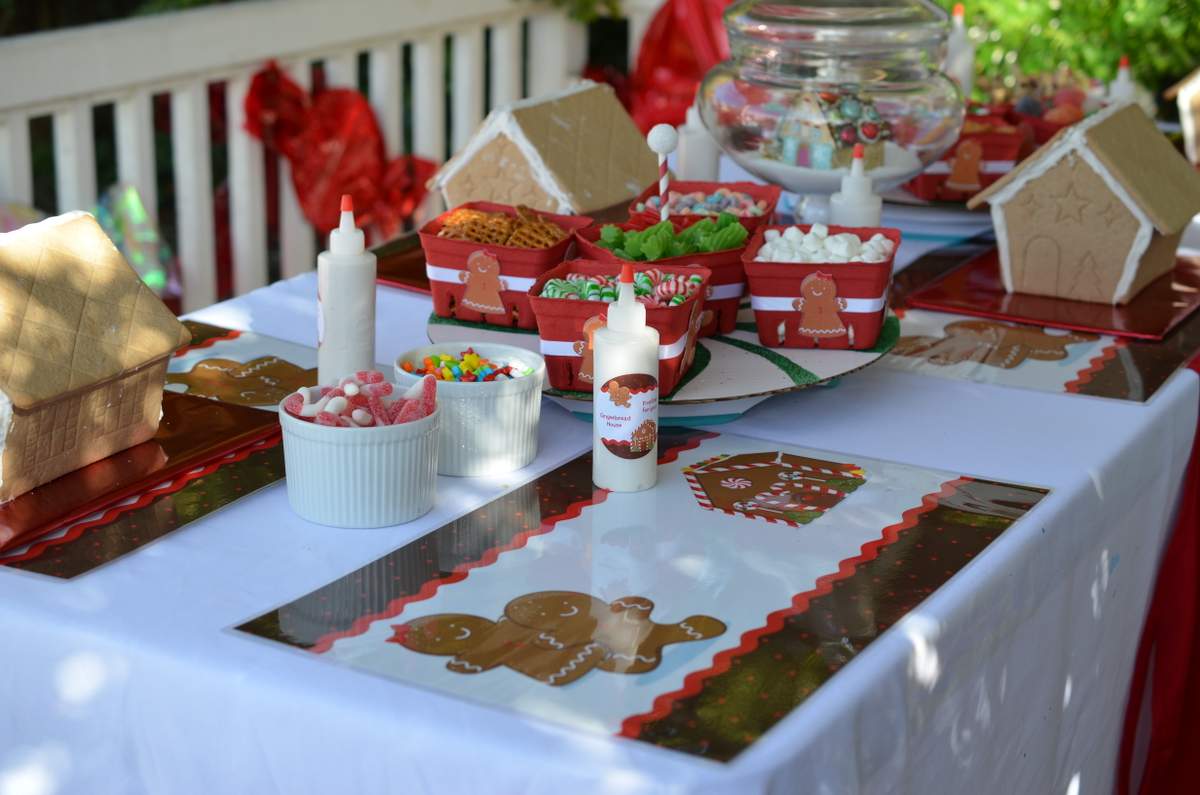 Kid Friendly Gingerbread House Party Christmas/Holiday Party Ideas ...