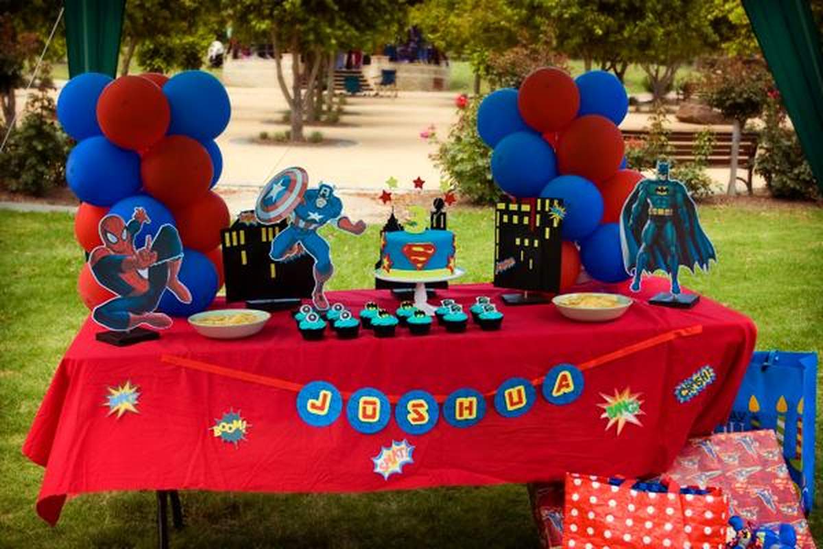 Superheroes / Birthday "Superhero Birthday Party" | Catch My Party