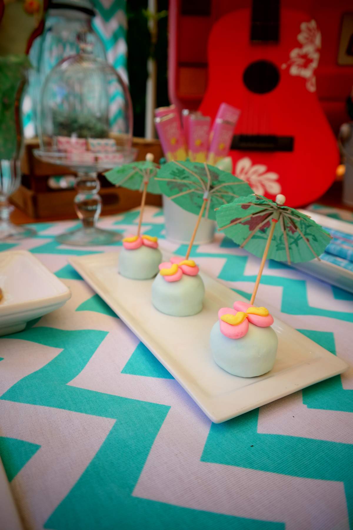 Summer, Aloha Birthday Party Ideas | Photo 24 of 58 | Catch My Party