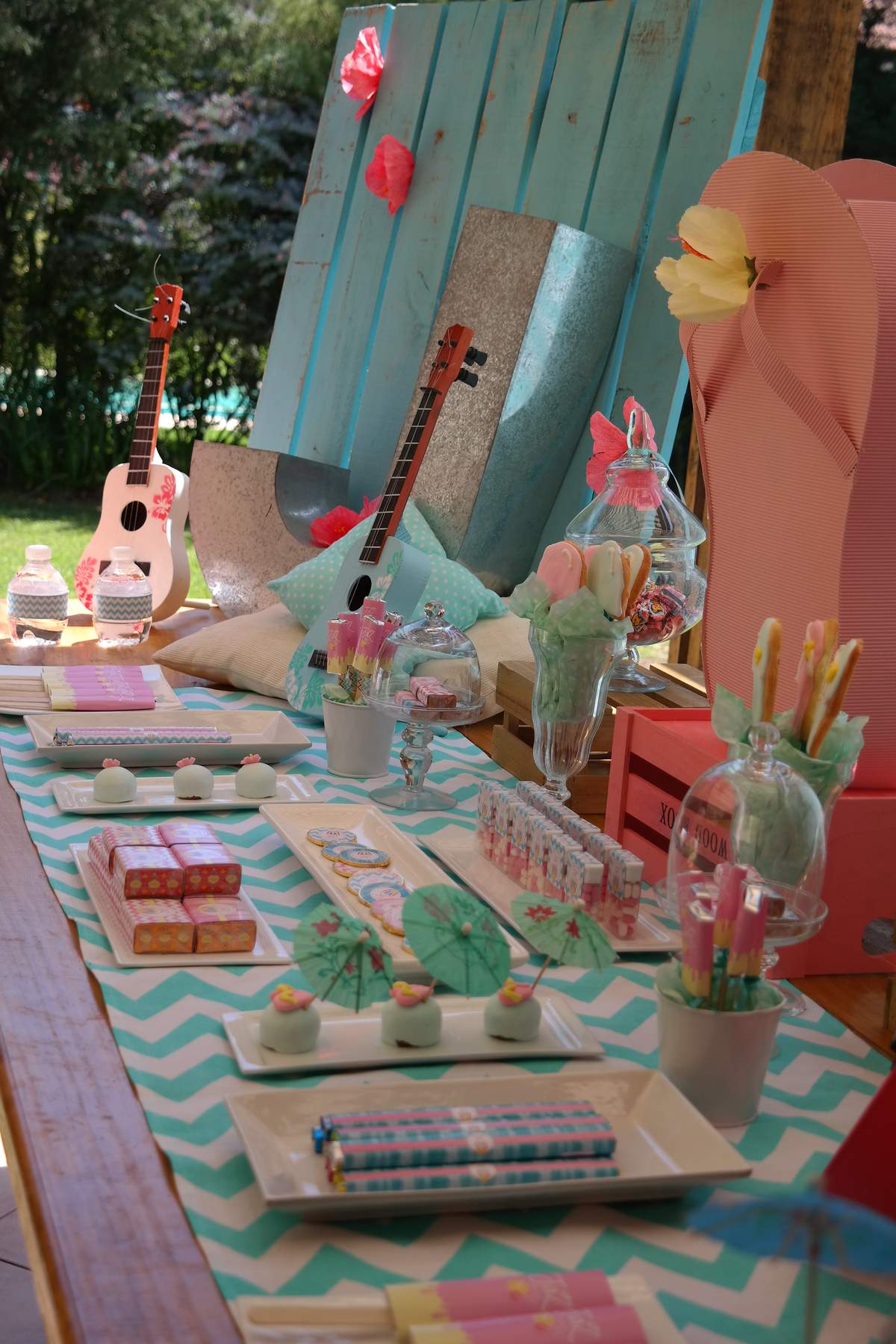 Summer, Aloha Birthday Party Ideas | Photo 24 of 58 | Catch My Party