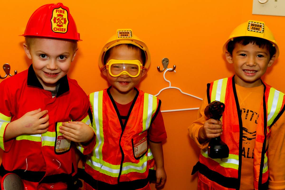 Elmo & Sesame Street Birthday Party Ideas | Photo 3 of 31 | Catch My Party