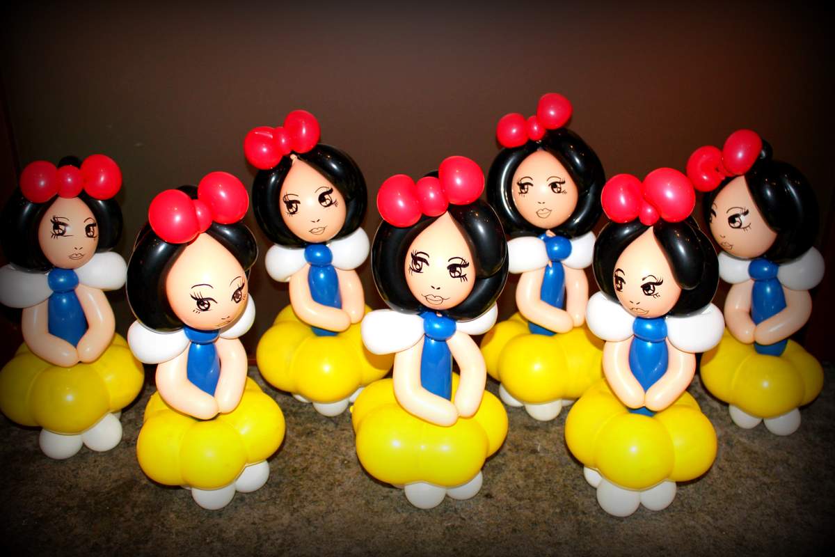 snow white Birthday Party Ideas | Photo 3 of 10 | Catch My Party