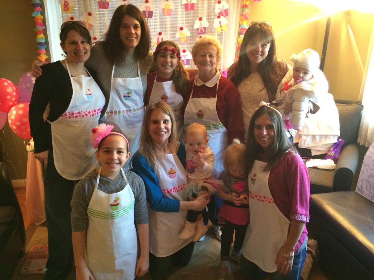 Cupcakes Birthday Party Ideas | Photo 9 of 38 | Catch My Party