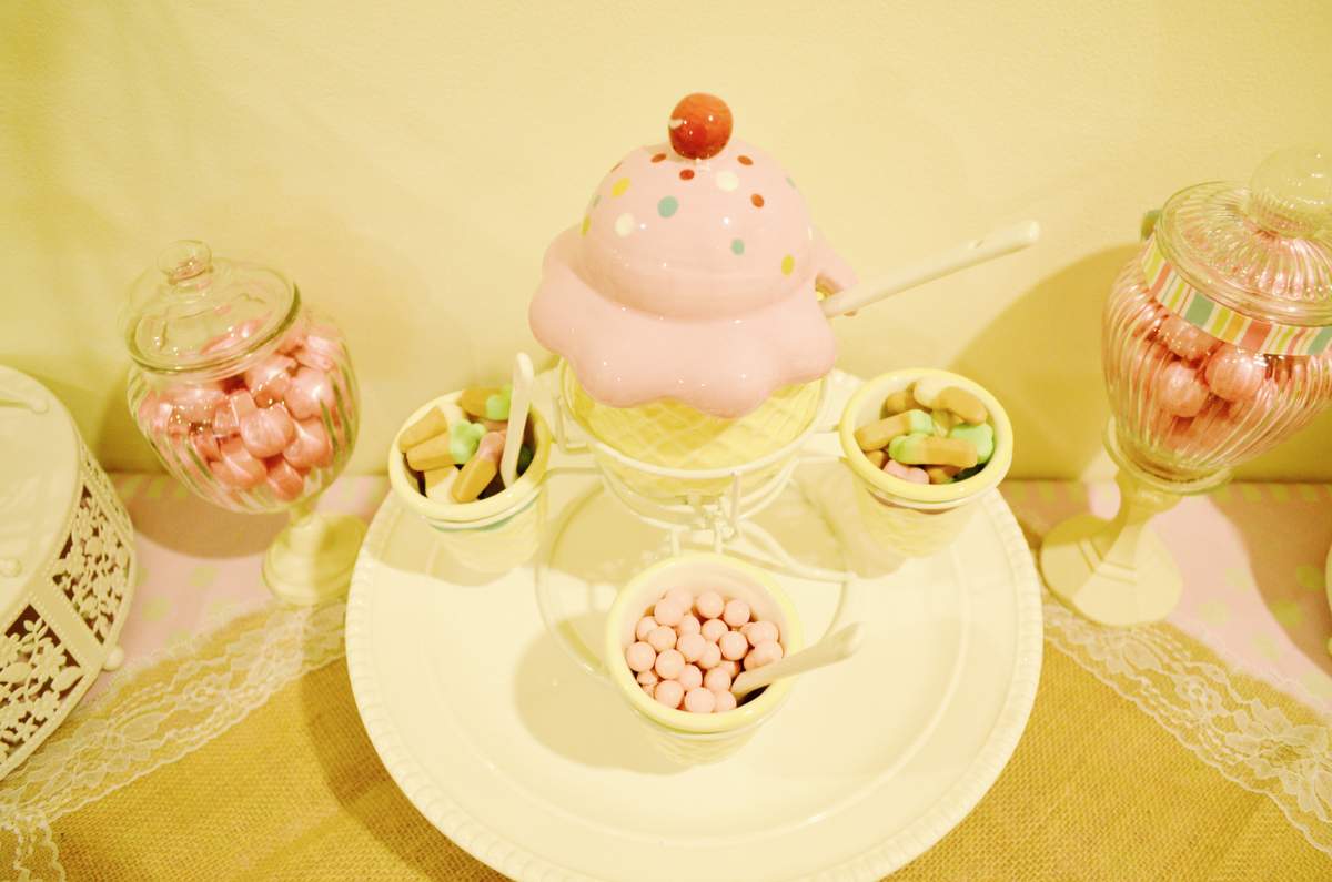 Vintage, ice cream, pink, pastels Summer Party Ideas | Photo 6 of 10 ...