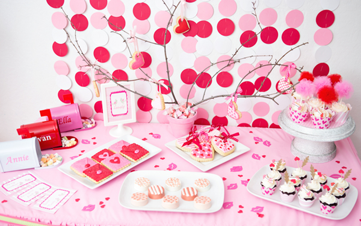 Valentine's Day Party Ideas | Photo 17 of 30 | Catch My Party