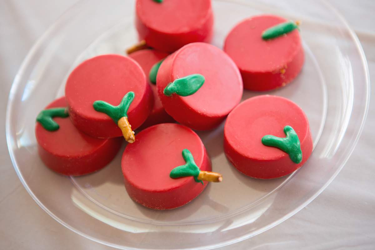 Snow White Birthday Party Ideas | Photo 6 of 42 | Catch My Party