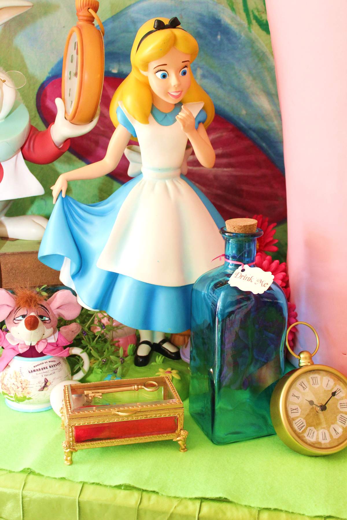 Alice in Wonderland Birthday Party Ideas | Photo 2 of 19 | Catch My Party