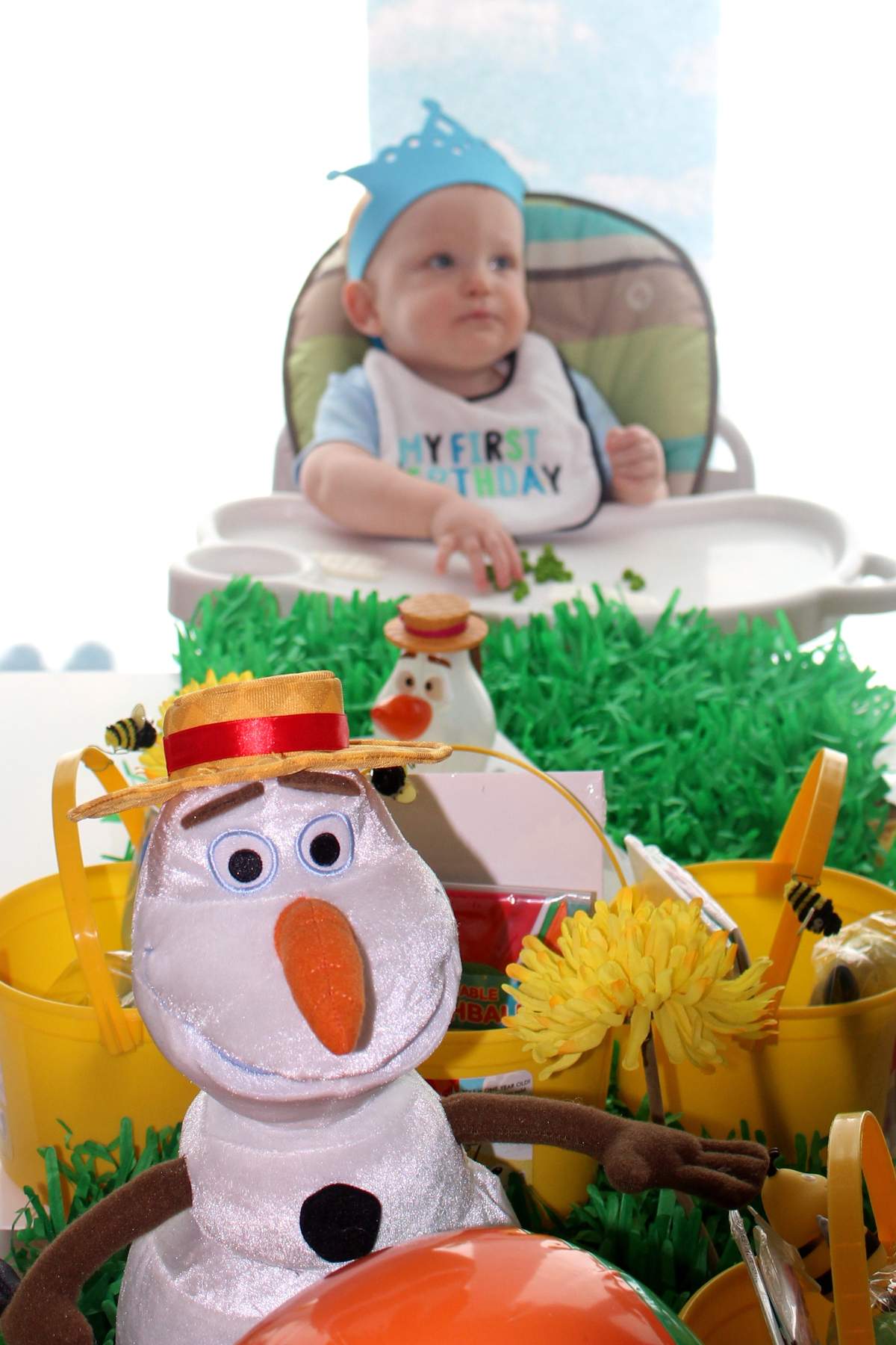 Frozen (Disney) - Olaf! Birthday Party Ideas | Photo 24 of 58 | Catch ...