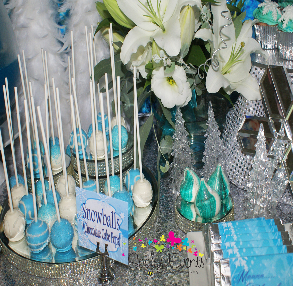 Snowflake Frozen Birthday Party Ideas | Photo 9 of 19 | Catch My Party