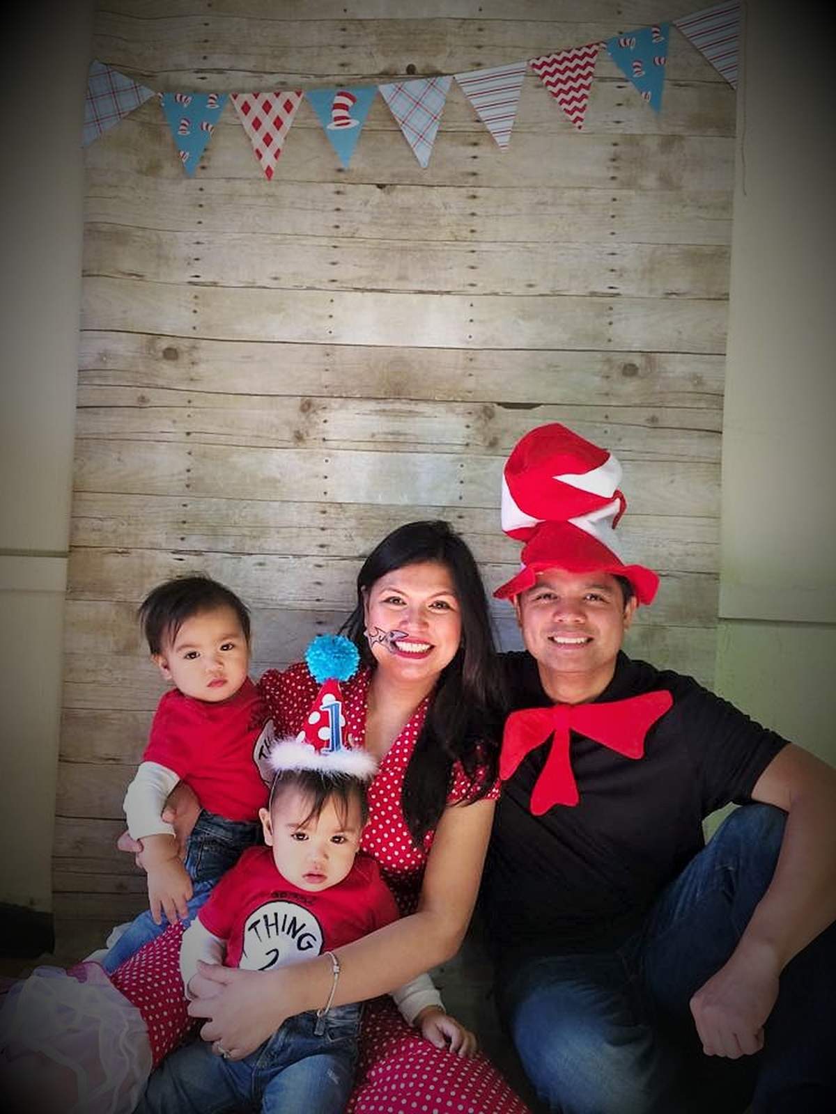Dr Seuss Thing 1 Thing 2 Twin Boys First Birthday Party Birthday Party ...
