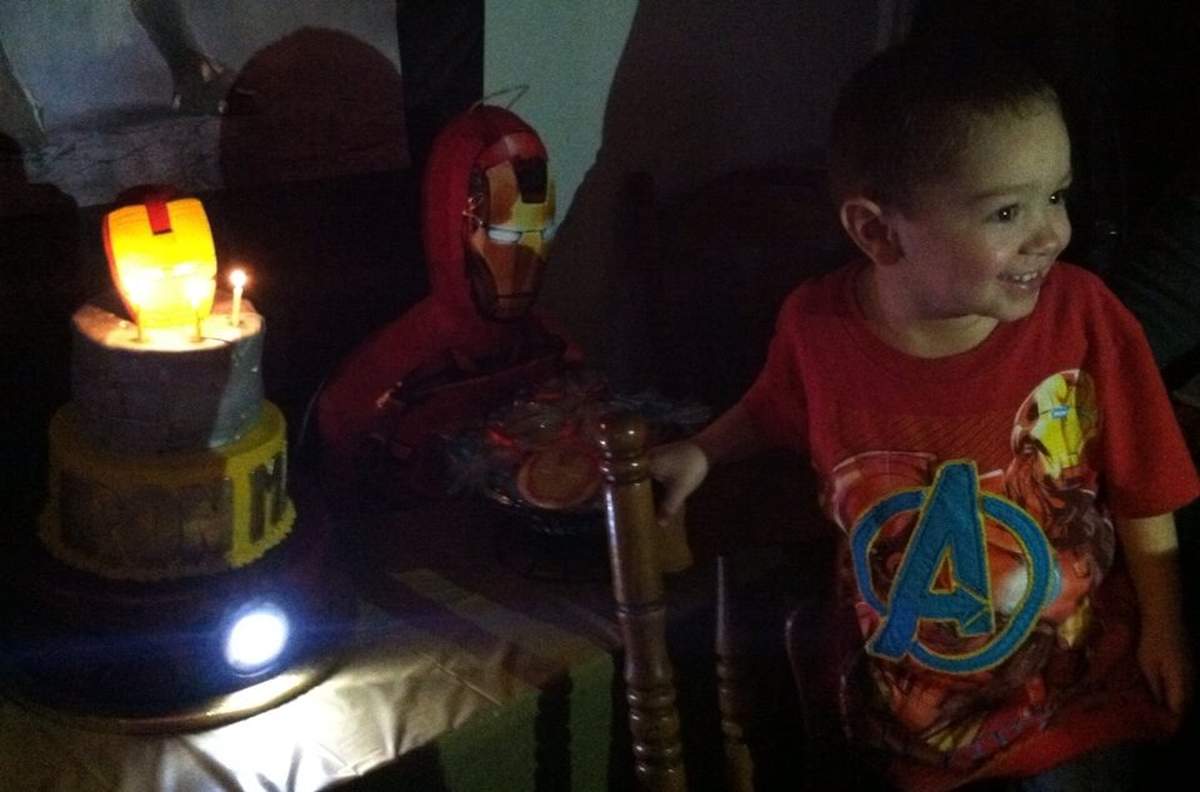 Iron Man Birthday Party Ideas | Photo 19 of 20 | Catch My Party