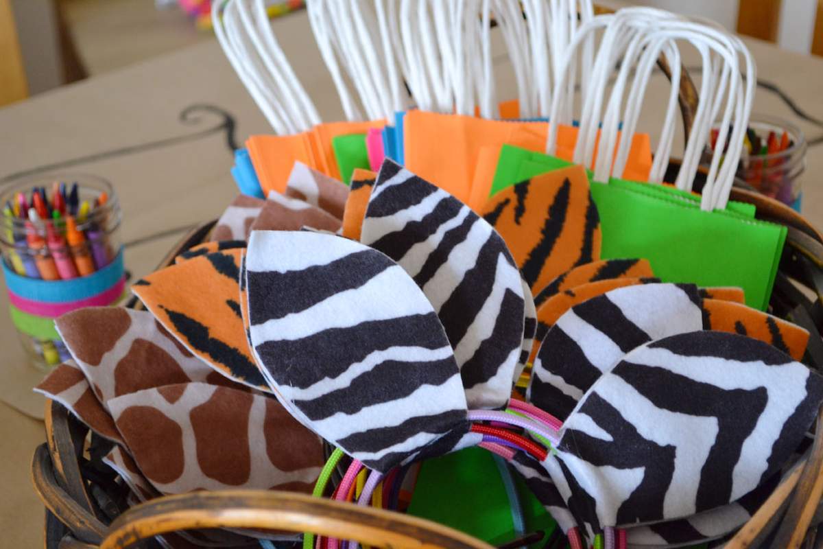 rainbow zoo Birthday Party Ideas | Photo 19 of 34 | Catch My Party