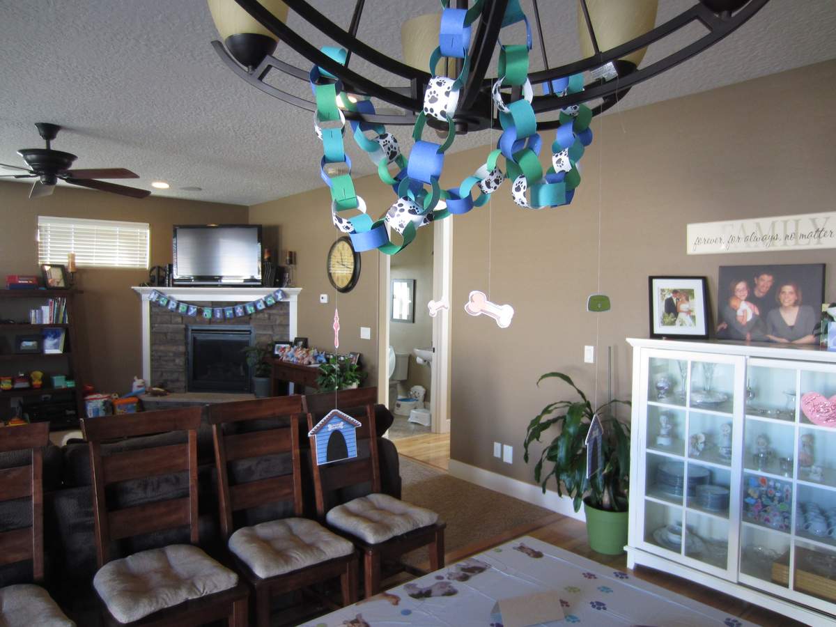 Dogs / Puppies Birthday Party Ideas | Photo 18 of 24 | Catch My Party