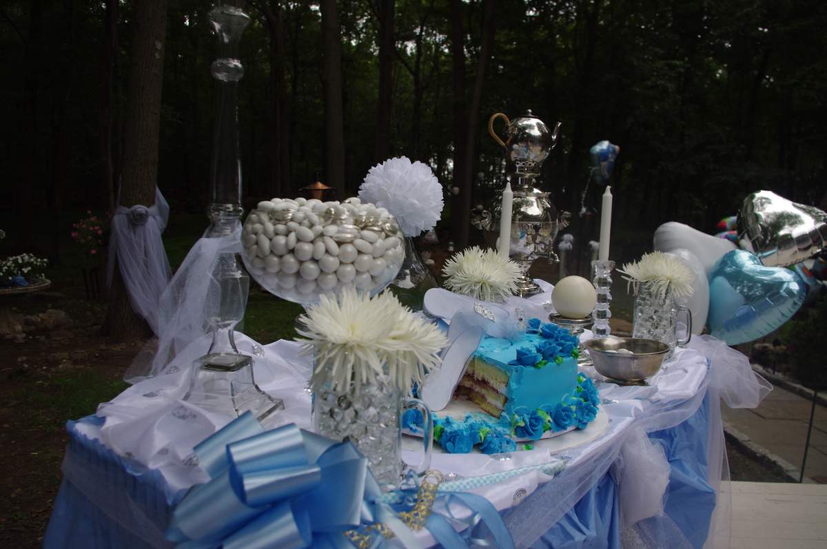 Past Midnight Birthday Party Ideas | Photo 10 of 10 | Catch My Party