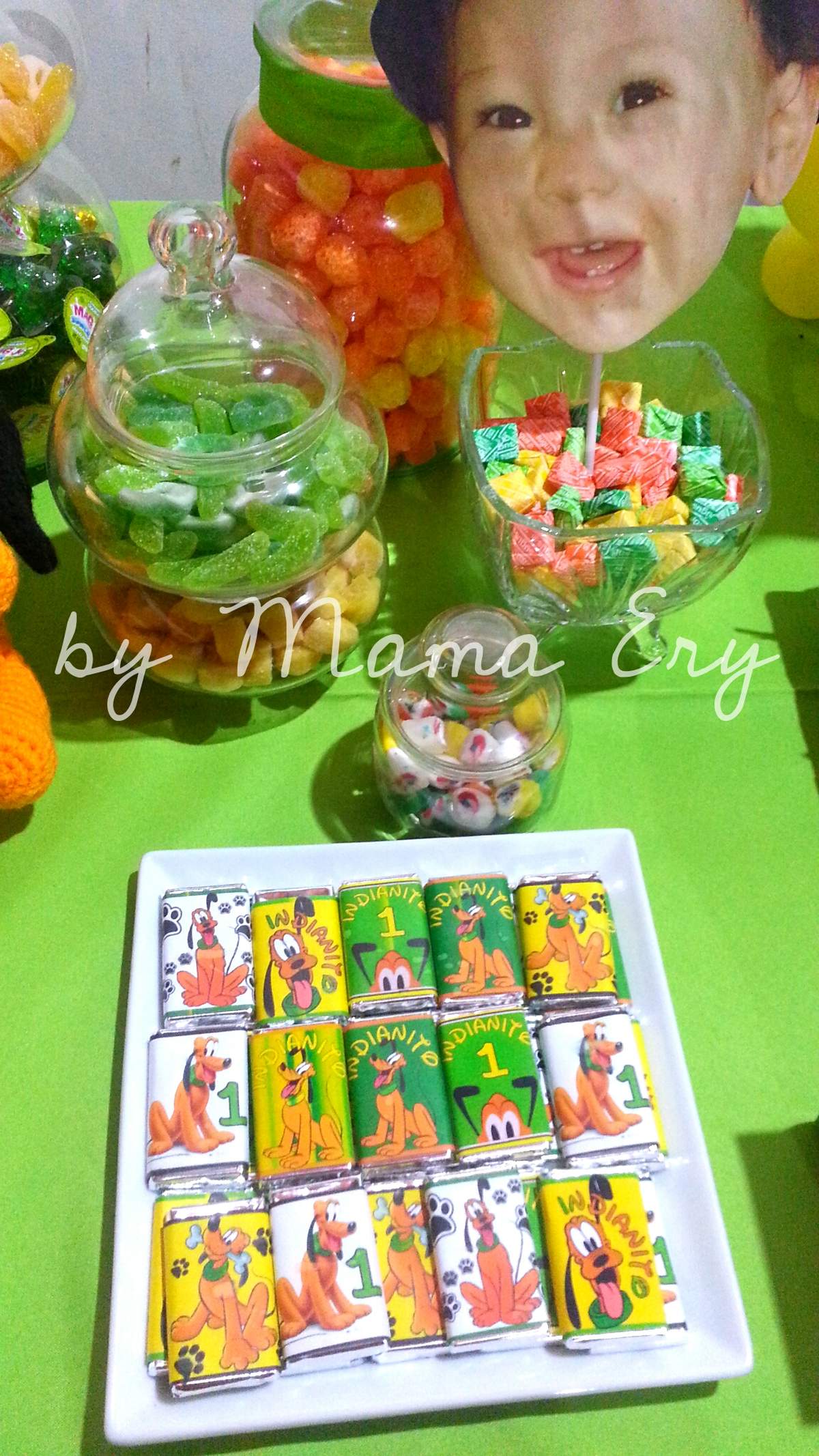 PLUTO PARTY Birthday Party Ideas | Photo 23 of 40 | Catch My Party