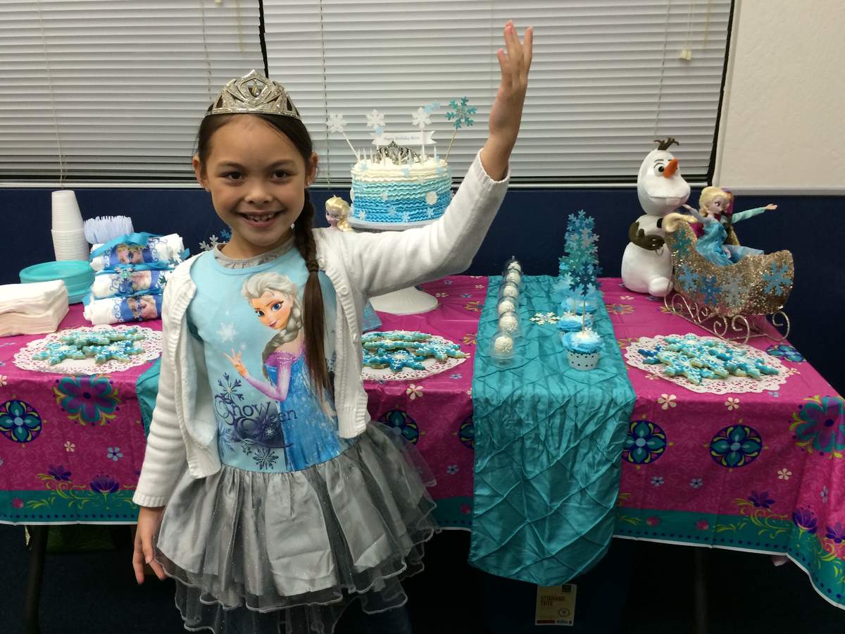 Frozen (Disney) Elsa Birthday Party Ideas | Photo 6 of 19 | Catch My Party