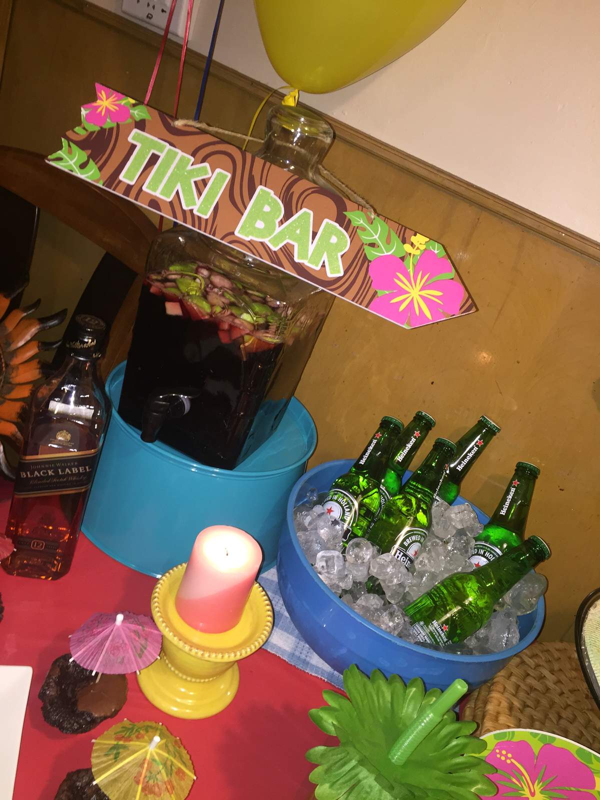 aloha Birthday Party Ideas | Photo 1 of 9 | Catch My Party